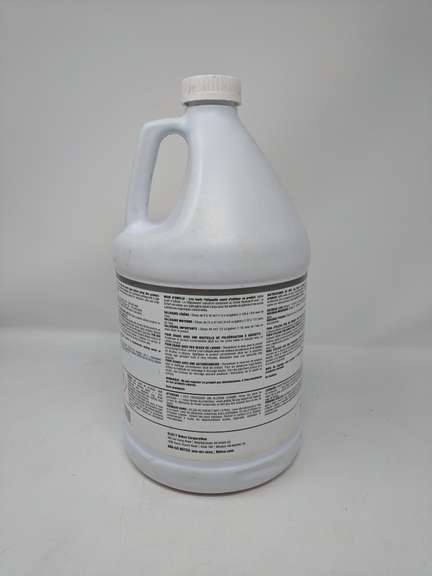 1 Gallon Betco Grease Solv Industrial Microbial Degreaser - Dutch Goat