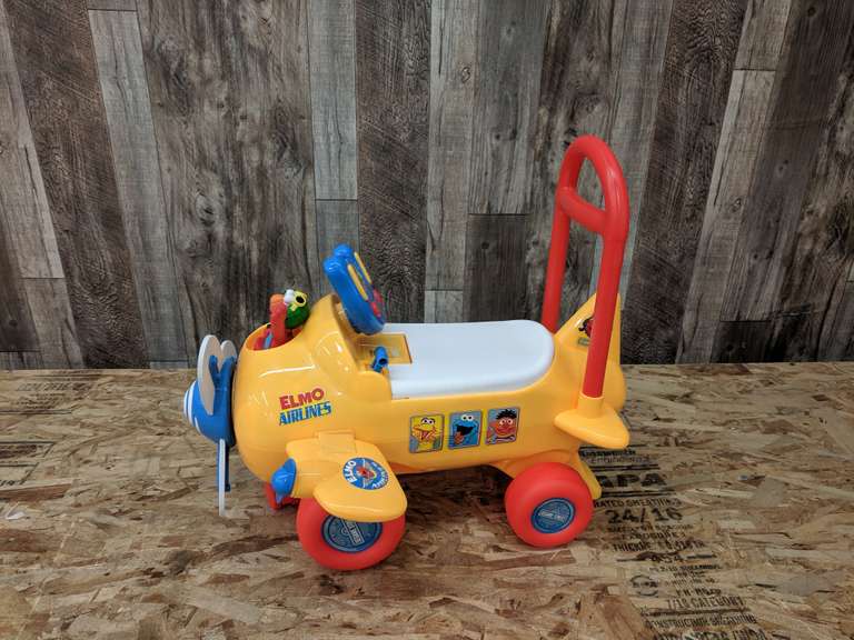 Sesame Street Elmo's Activity Plane - Dutch Goat