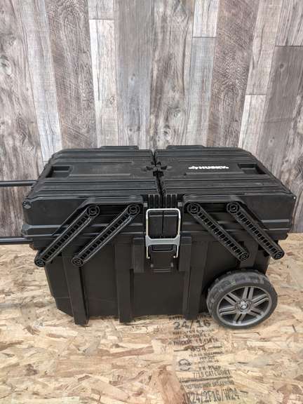 Husky Cantilever Job Box, 15 GAL - Dutch Goat