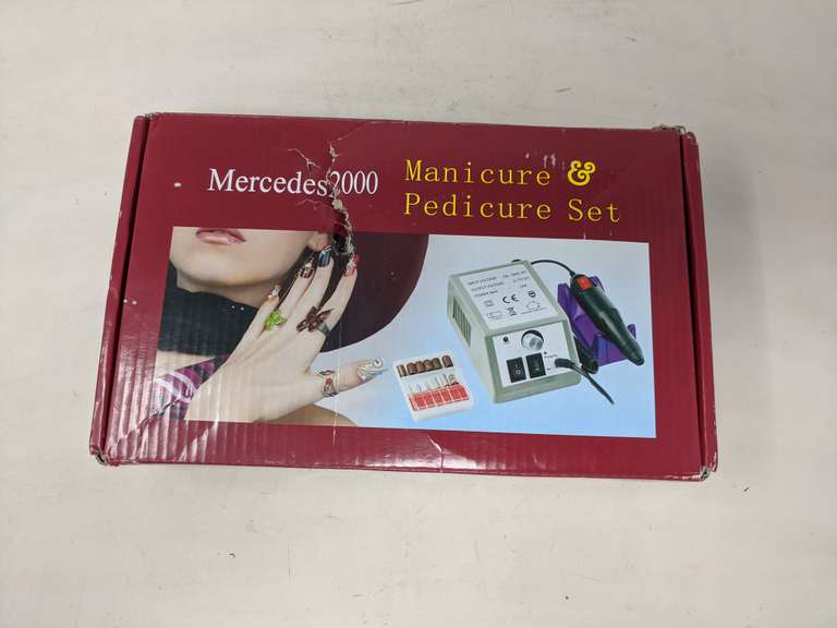 Mercedes 2000 Manicure and Pedicure Set - Dutch Goat