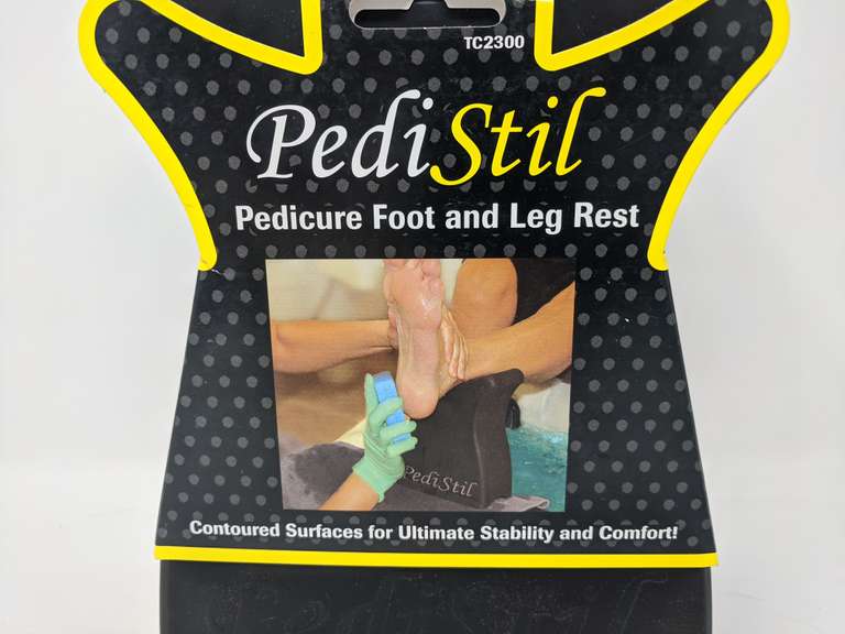 PediStil Pedicure Foot and Leg Rest - Dutch Goat