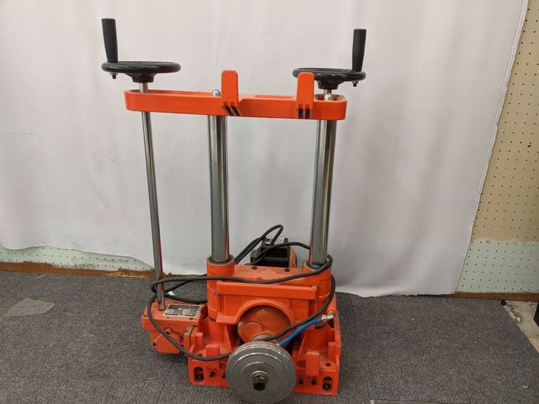 JW-800 Wall Cutting Machine 320mm - 6800 W - 220V - 50-60HZ - Dutch Goat