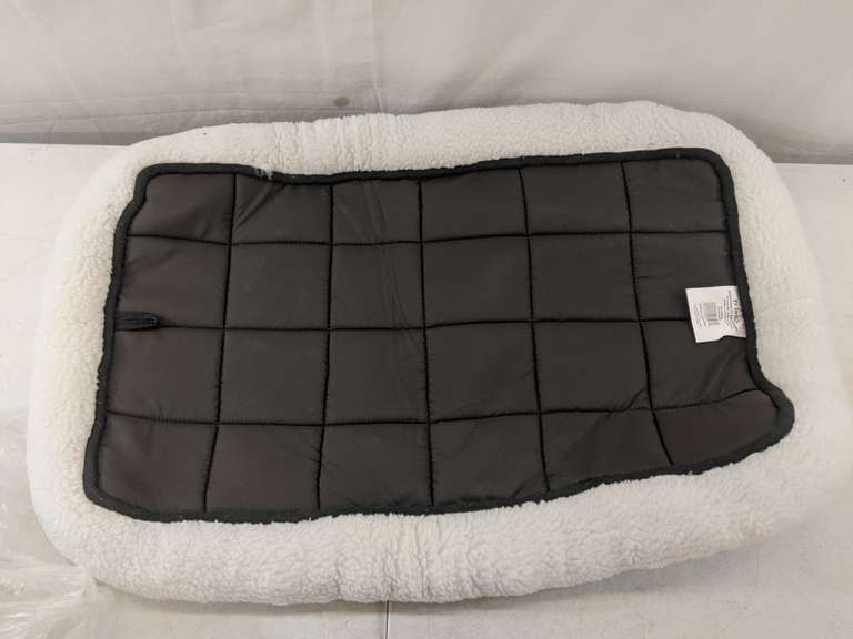 Frisco Quilted Fleece Pet Bed & Crate Mat - Fits Most 36" Crates ...