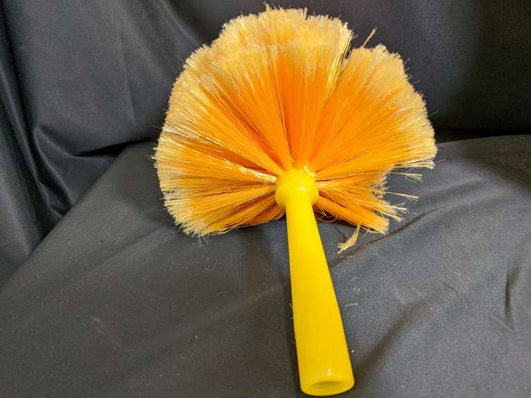 Lot of 2 Cases of JT Eaton Cobweb Duster Heads - 24 Yellow Duster Heads ...