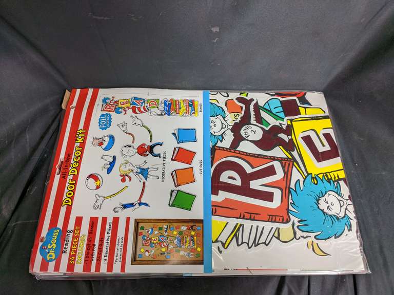 Lot of 6 Dr. Seuss Door Decor - Dutch Goat