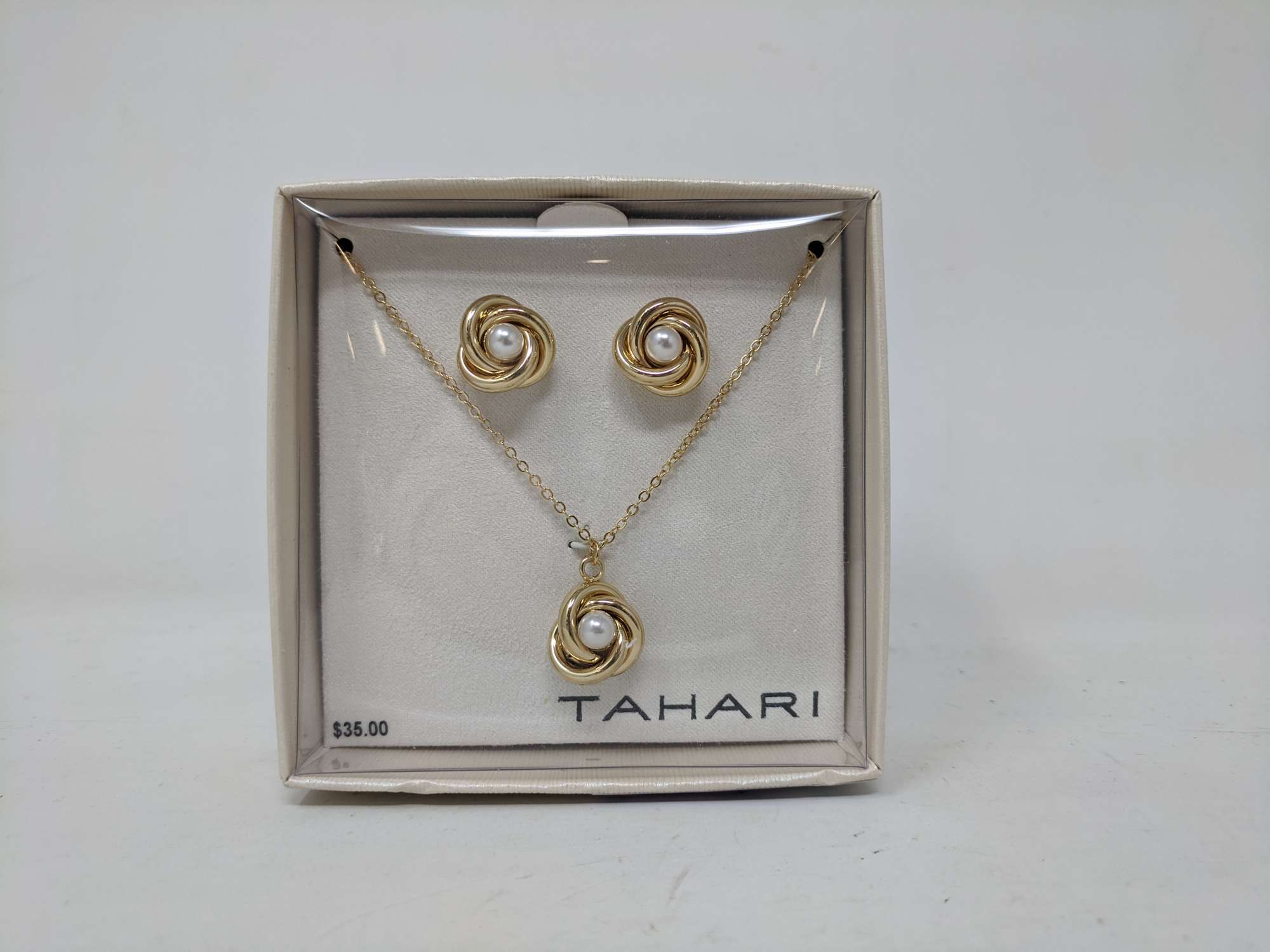 Tahari Earring Necklace Set Dutch Goat