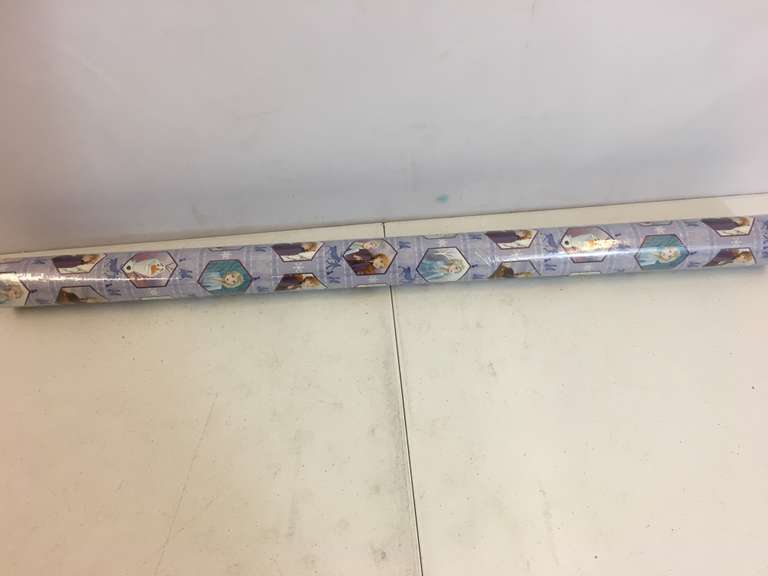 Frozen 2 Reversible Wrapping Paper - Dutch Goat
