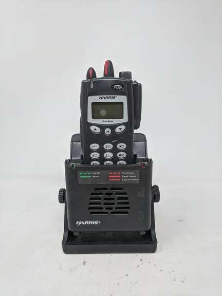 Harris VC4000 Multi-Mode Radio with Charger - Dutch Goat