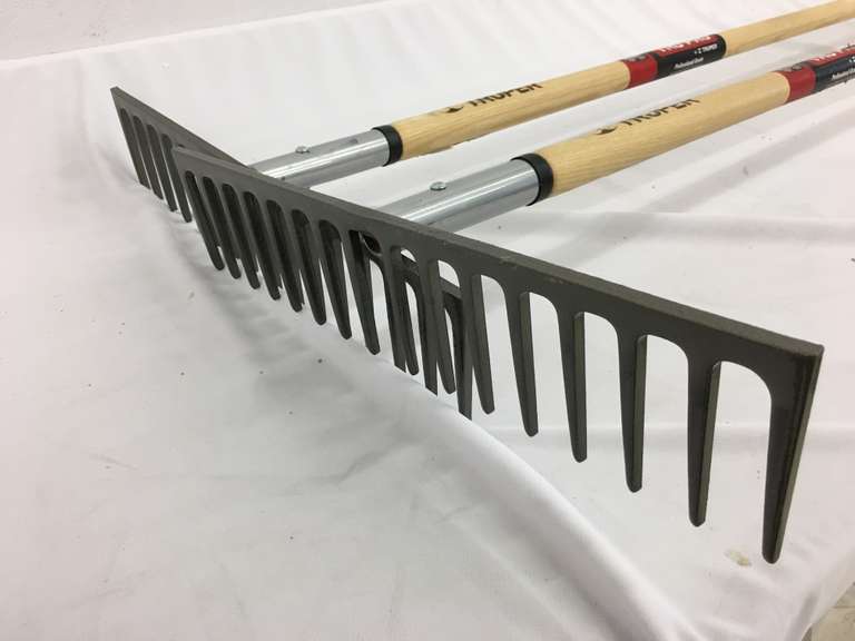 Lot of 2 Tru Pro By Truper Professional Grade Road Rakes - 16 Teeth ...