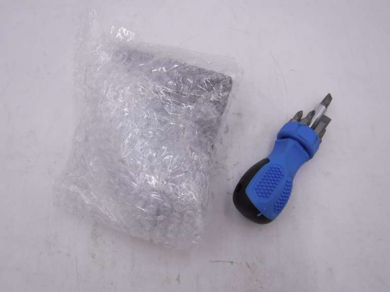 Lot Of 2 Magnetic Screwdrivers, 3 Phillips Head & 4 Flat Heads, 7-In ...