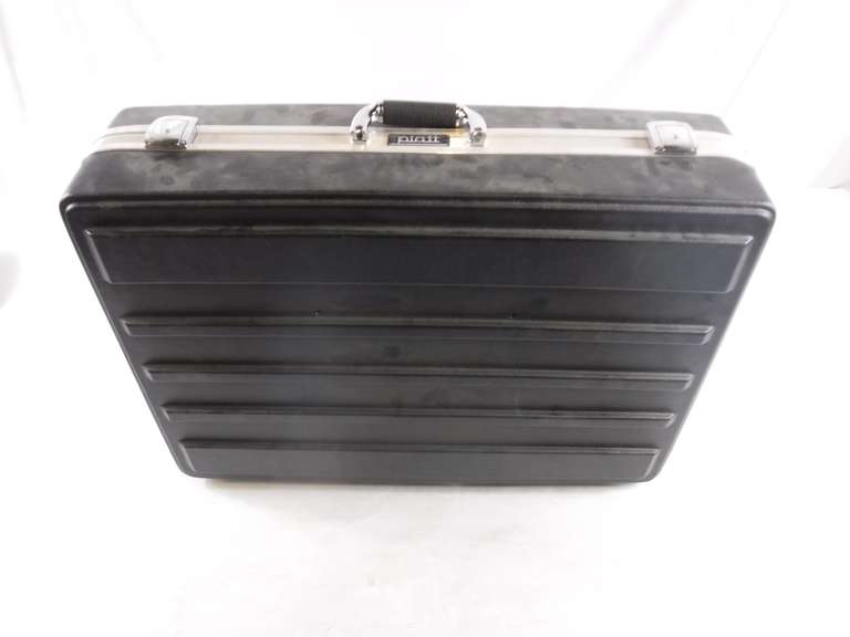 Platt Black Hard Storage Case, With Built In Power Strip, Clip Lock ...