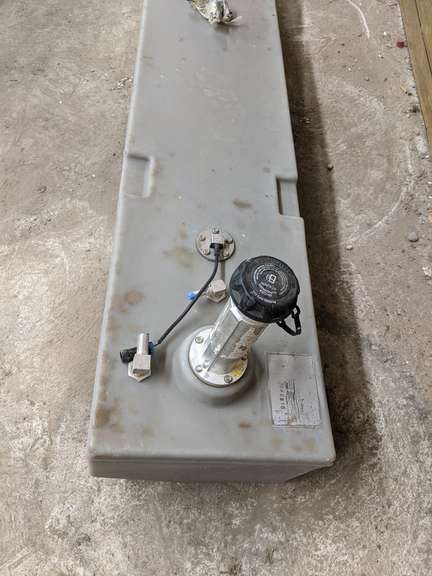 35 Gal Fuel Tank for Pontoon Boat - Dutch Goat