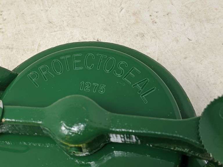 Automotive Fill And Vent Cap (Protectoseal 1275) - Dutch Goat