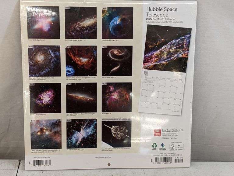 Assortment of 6 2022 Calendars 4 I Love Cats Calendars & 2 Hubble Space ...