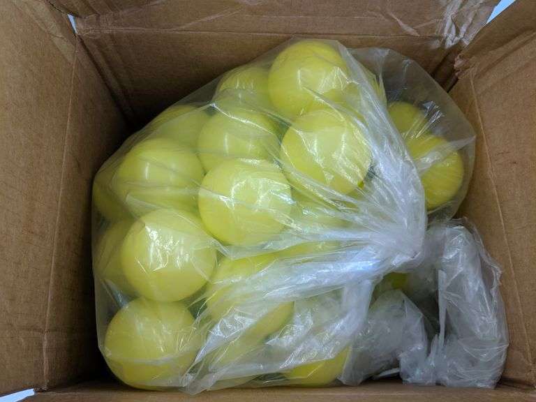 Neon Green Ball Pit Balls - Dutch Goat