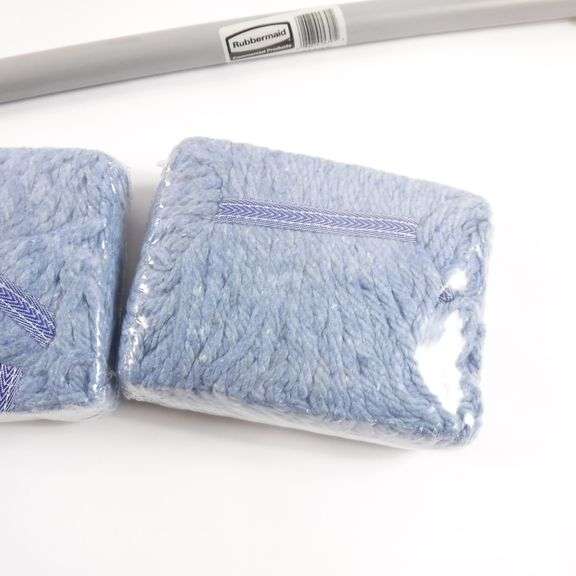 Rubbermaid 54" Invader Side Gate Wet Mop Handle, and 2 Replacement Mop ...