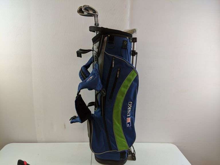 USKG Golf Bag Blue with the 8 & 9 Iron and Pitching Wedge - Dutch Goat