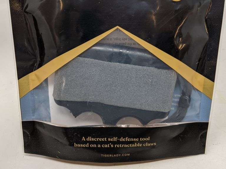 Tiger Lady Discreet Self-Defense Tool Based On A Cat's Retractable ...