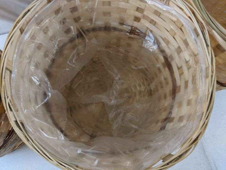 Lot of 4 Light Colored Woven Baskets - Dutch Goat