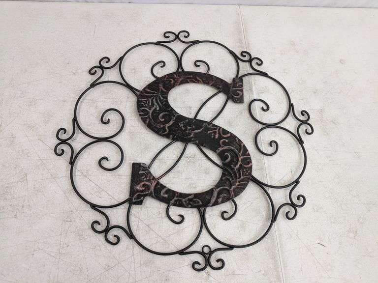 Galvanized Metal Sign - Letter "S" - 20" Diameter - Dutch Goat