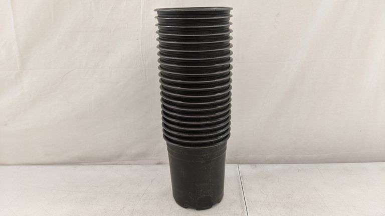 Lot of 20 - Black Plastic Potting Planting Pots - Dutch Goat