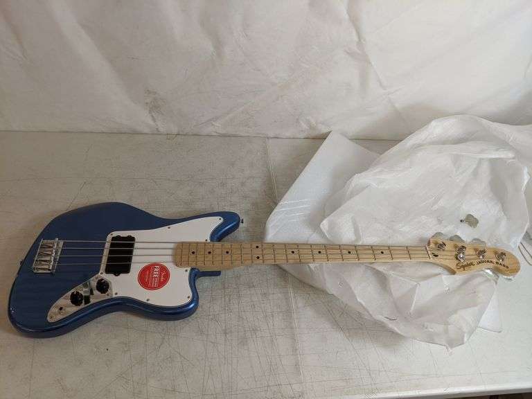 Fender Electric Guitar - Blue - (HAS 2 CHIPS IN THE BASE & A BROKEN ...