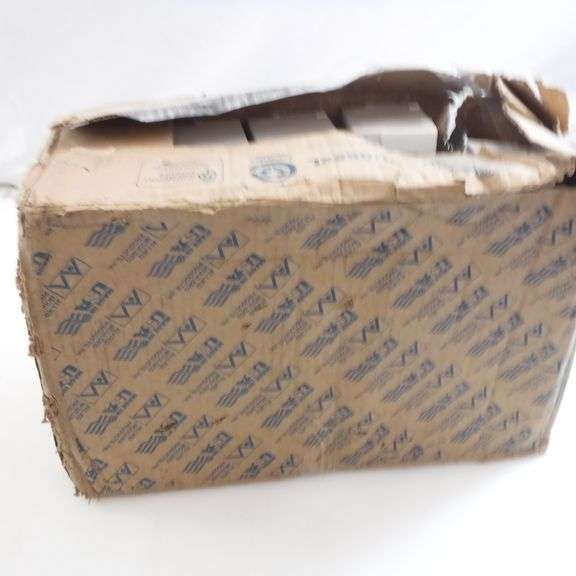 1 Box Of 47: 3-1/2 Inch Deep Switch Box Flush Device - Dutch Goat