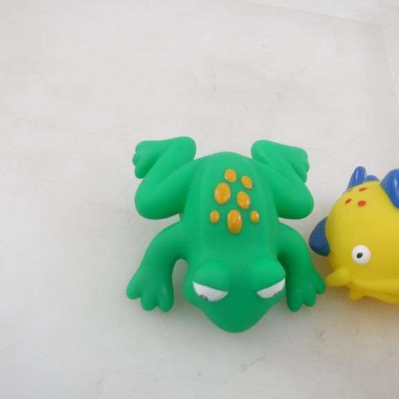 Bag Of Rubber Duck Life Gaurd, Rubber Frog, Little Yellow Rubber Fish ...