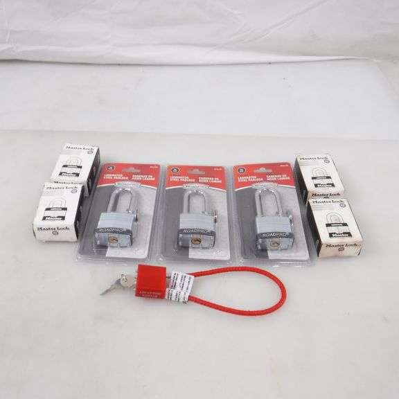 Assortment Of Locks: 4 Master Lock Commercial Padlocks 1 Is Missing A Key, 1 Safety Cable Gun ...
