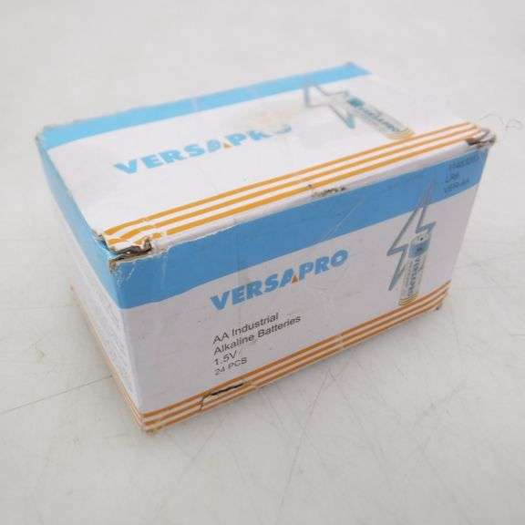 VersaPro 24 Pack AA Industrial Alkaline Batteries 1.5V - Dutch Goat