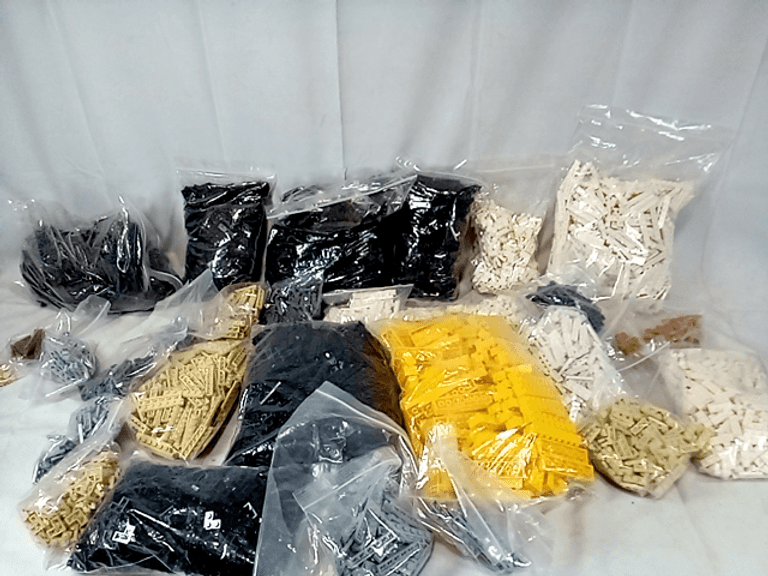 Assortment of 35 - Assortment of 35 - Building Blocks Packs - Assorted ...