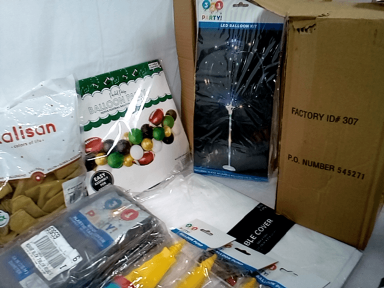 Party Supplies Assortment Pantry Pack - Dutch Goat