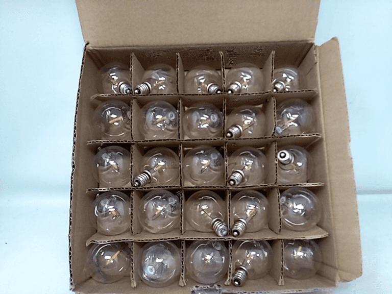 25-Piece Light Bulb Pack - Dutch Goat