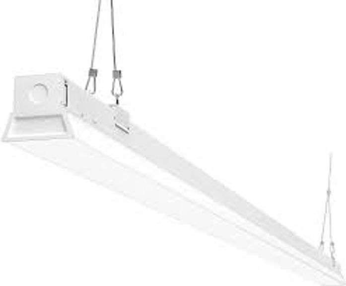 8ft LED Shop Light Fixture - Dutch Goat