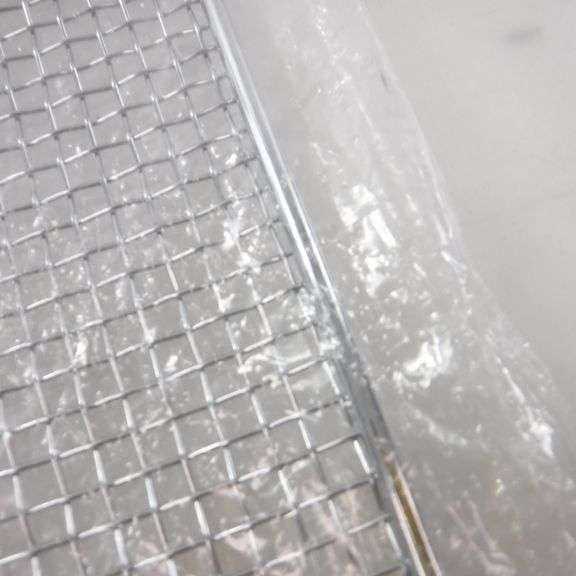 17.5" x 17.5" Mesh Fryer Tube Screen - Dutch Goat