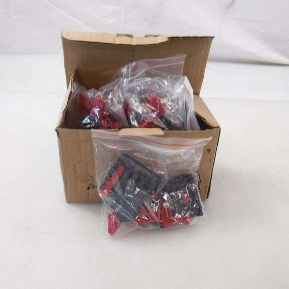 Lot of 12 Silent Soft Close Undermount Drawer Clips - Dutch Goat