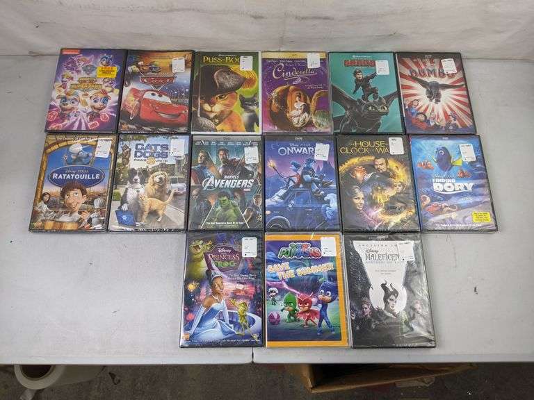 Assortment Of 15 - Kids/Family DVDs - Dutch Goat