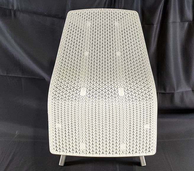 Noho Move Ergonomic Chair That Moves with You *Missing Legs* - Dutch Goat