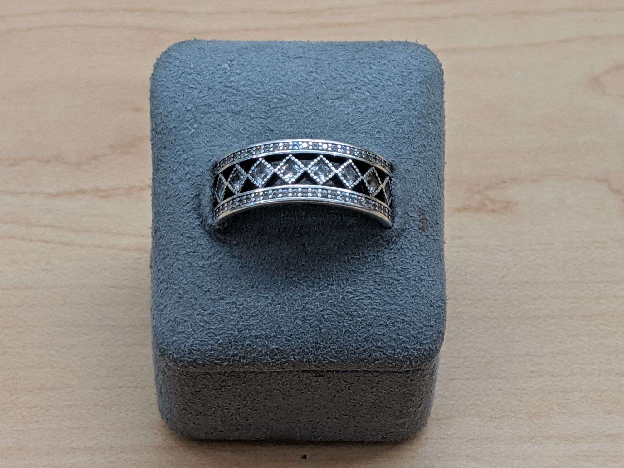 Pandora fascination ring store