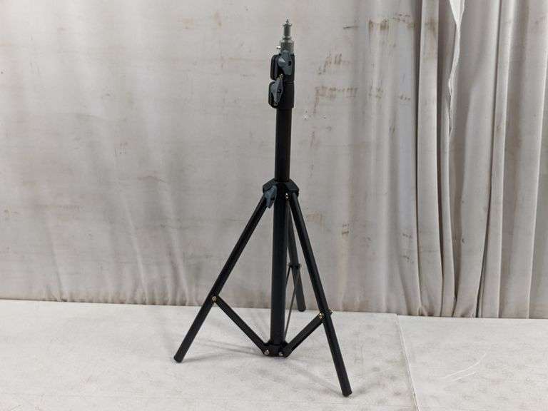 Lanco: Tri-Pod Stand - Dutch Goat