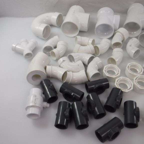 Large Bag Of Assorted PVC Pipe Fittings, See Pics For Details - Dutch Goat