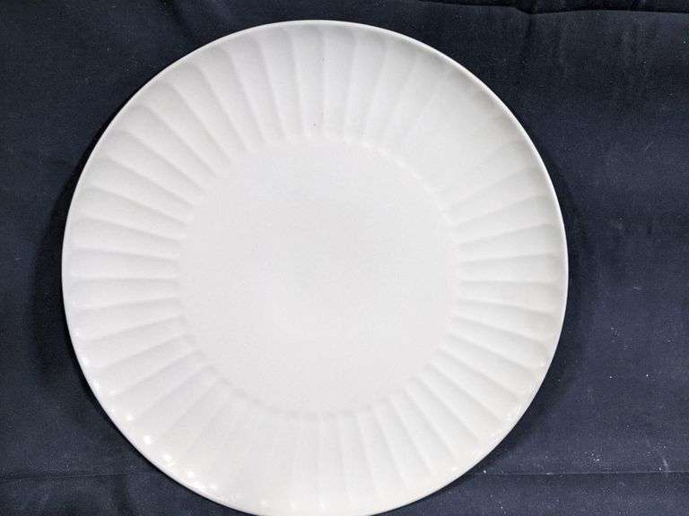 Threshold 14" Plate/Platter - Dutch Goat