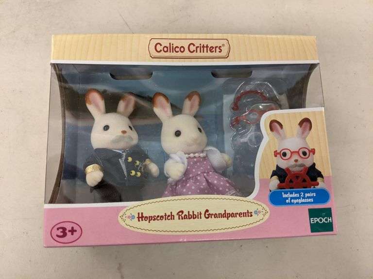 Calico Critters Family Campervan, Hopscotch Rabbit Grandparents - Dutch ...