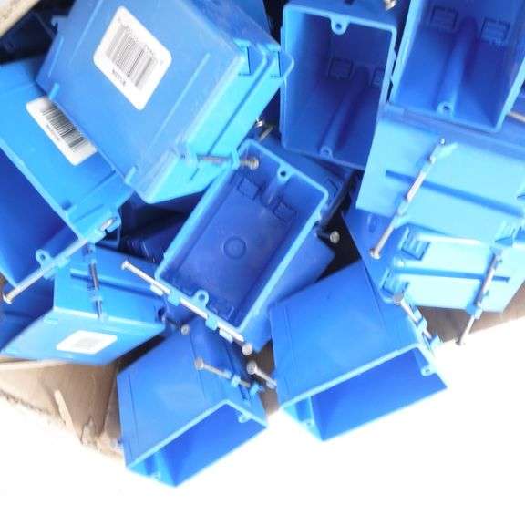 Box Of 51: Carlon 1" New Work PVC Electrical Outlet Boxes -Blue - Dutch ...