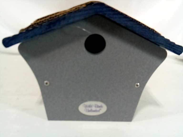 Feather Weight Birdhouse - Dutch Goat