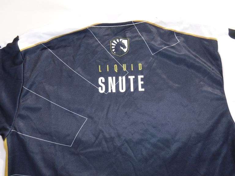 Team LiQuid Mens Jersey With Alienware and Monster Energy Logos On ...