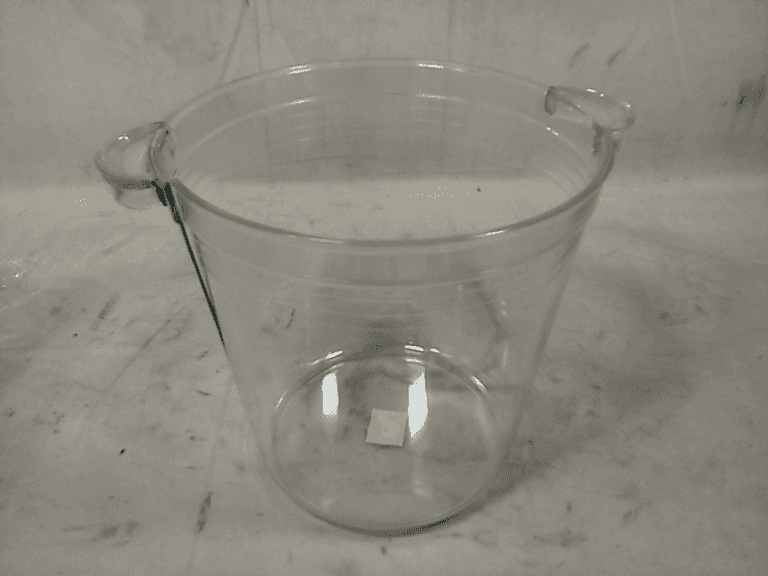 Cupcakes & Cartwheels Round Food Storage Container Clear - Dutch Goat