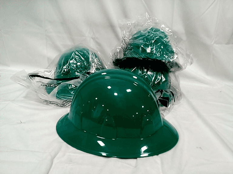 Lot of 4 - Pyramex HP24135 Full Brim Hard Hat 4 Point Ratchet ...