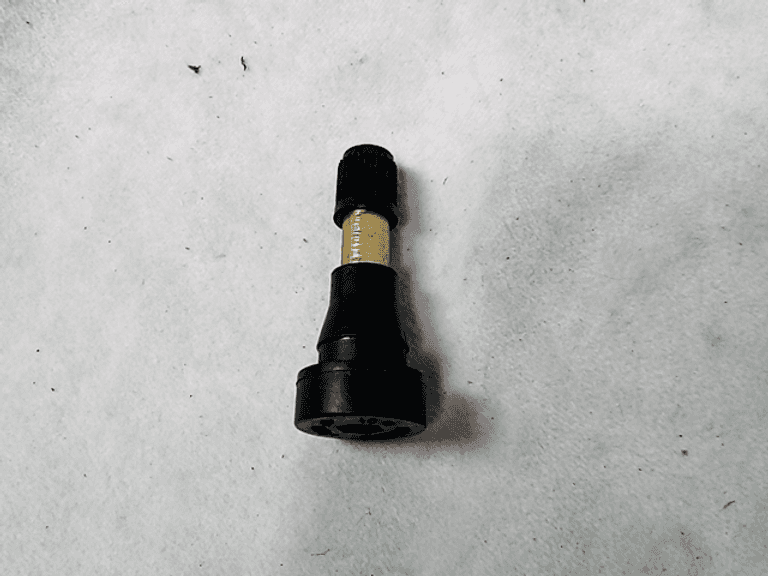 Pack of 100 - CKAuto TR600HP, High Pressure Snap-In Tire Valve Stem ...