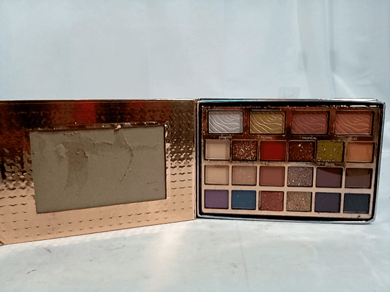 Kozmic Colours, Fabulous Night, 22 Piece Face & Eye Palette, Multi ...